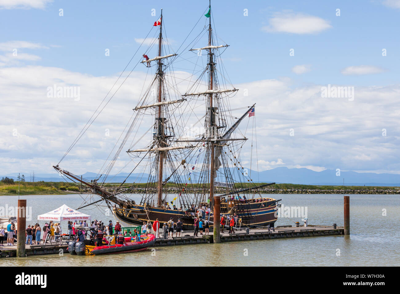 Lady washington ship hi-res stock photography and images - Alamy
