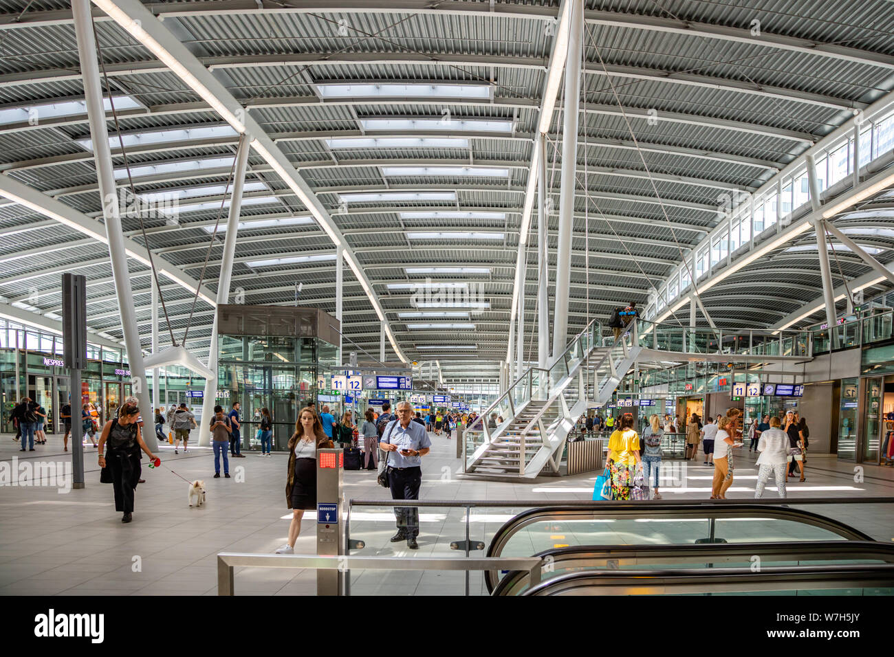 Utrecht central station hi-res stock photography and images - Alamy