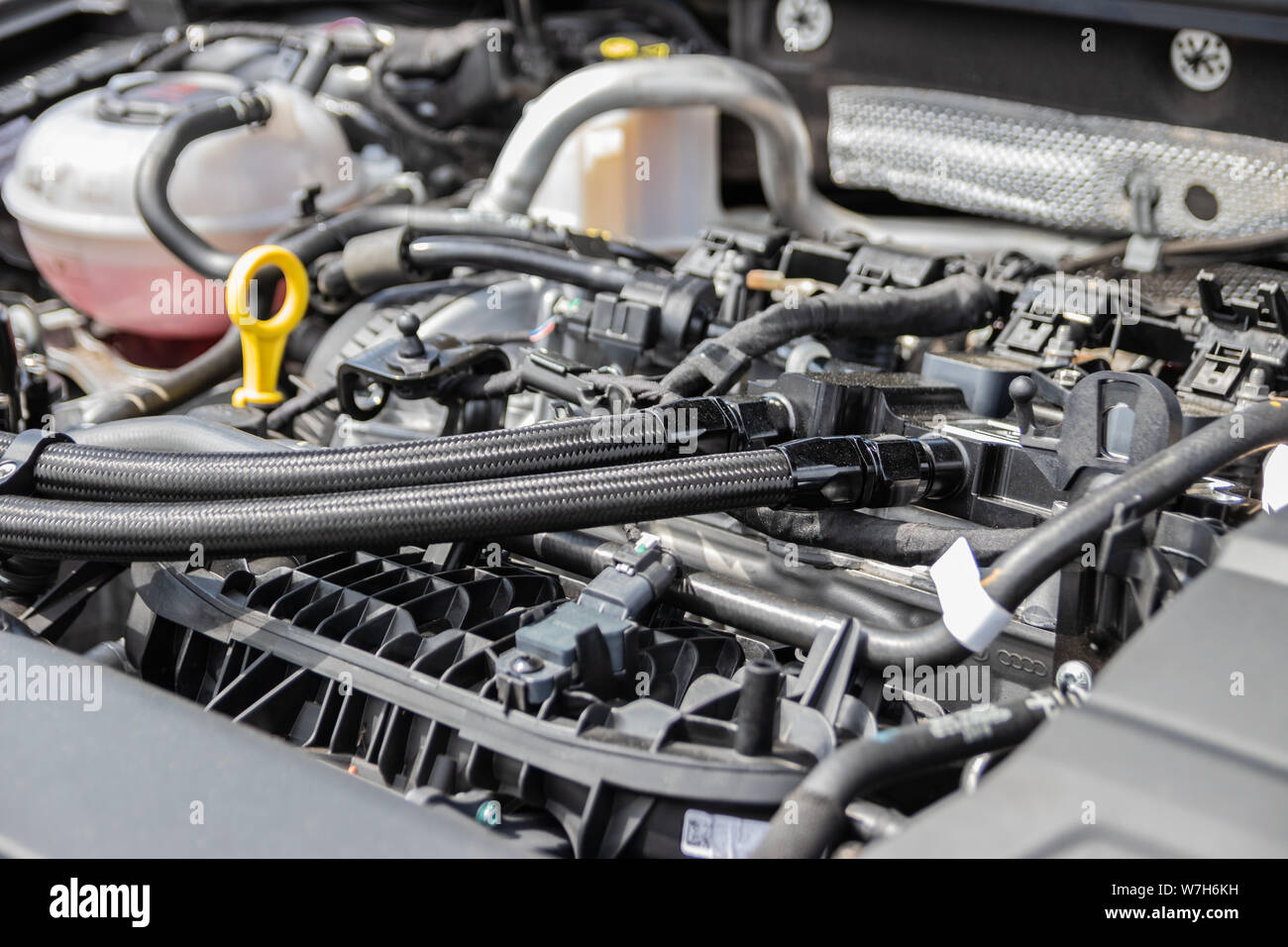 a close up of a car engine Stock Photo - Alamy