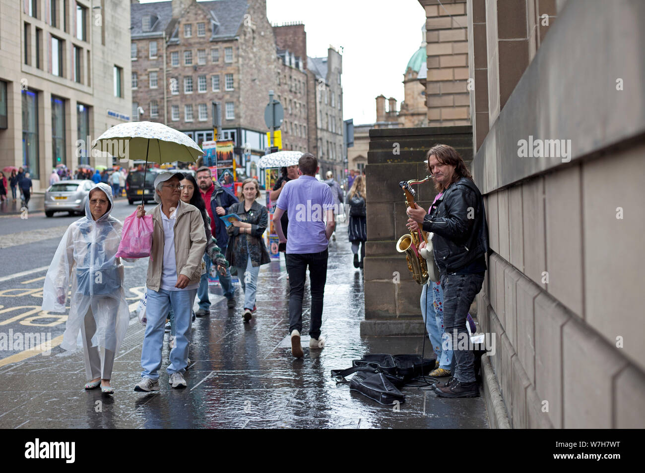 Edinburgh, Scotland, UK 6th August 2019. Very wet early morning turning ...