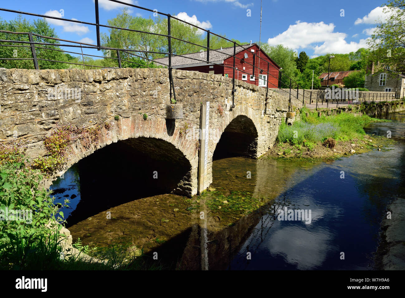 Goose Bridge over the Tetbury branch of the river Avon in Malmesbury ...