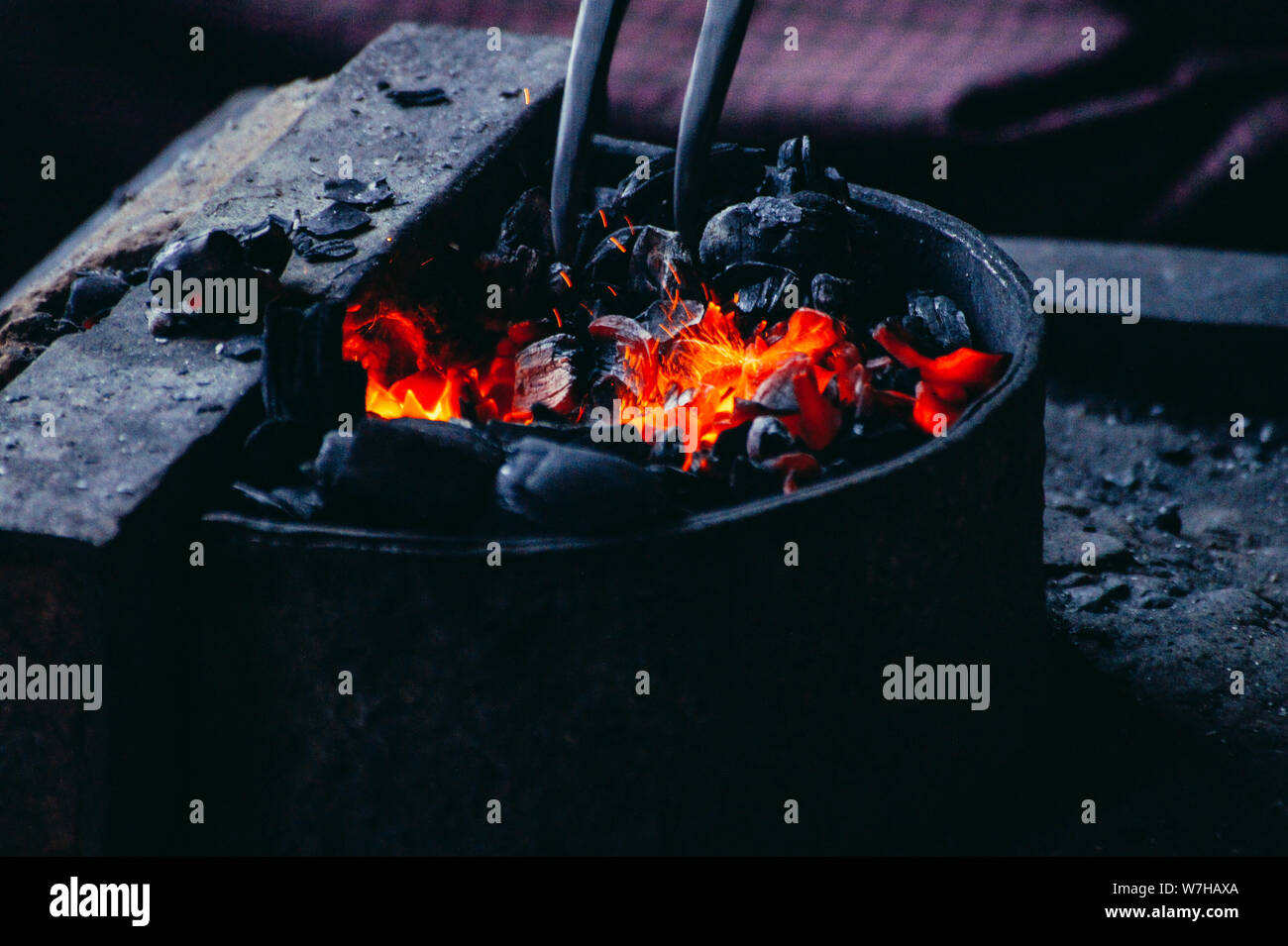 Blacksmith furnace hi-res stock photography and images - Alamy