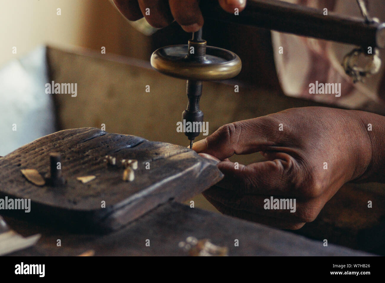 Gemstone appraisal hi-res stock photography and images - Alamy