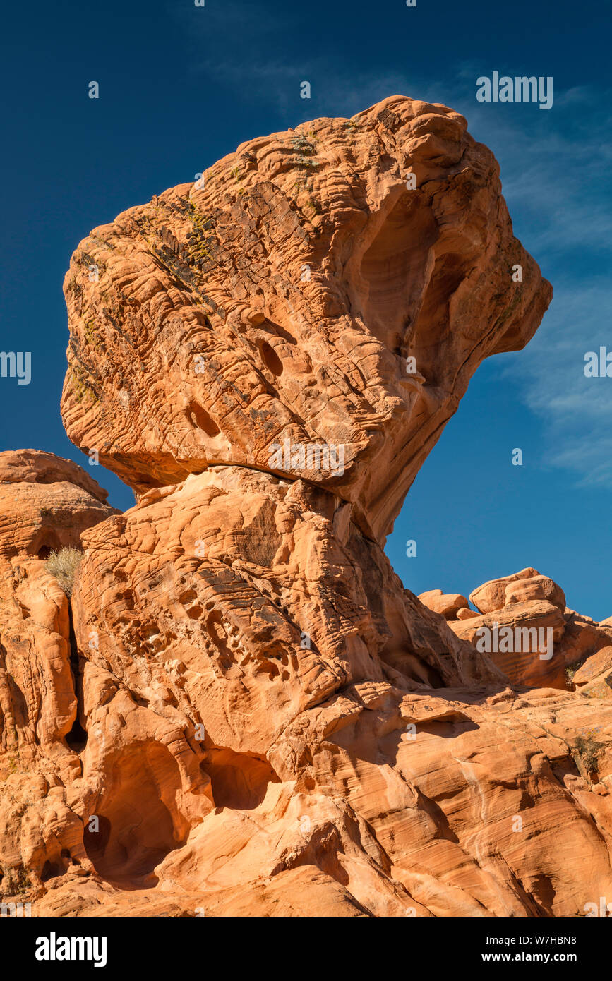 Sandstone rock formations at Redstone Trail, Northshore Road area, Lake ...
