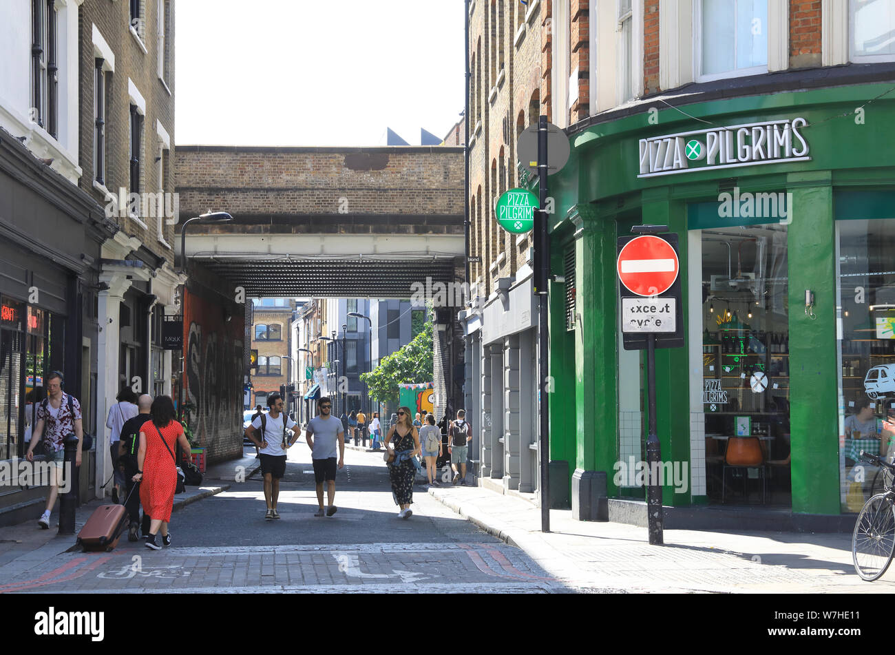 Hackney london shoreditch shops hi-res stock photography and images - Alamy