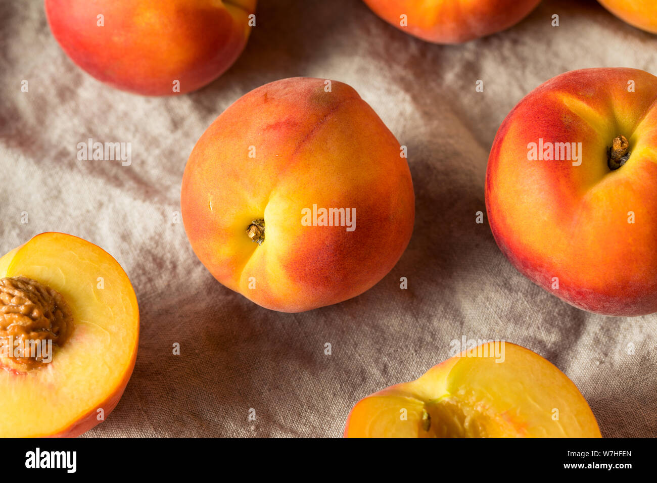 Raw Yellow Organic Peaches Ready to Eat Stock Photo - Alamy
