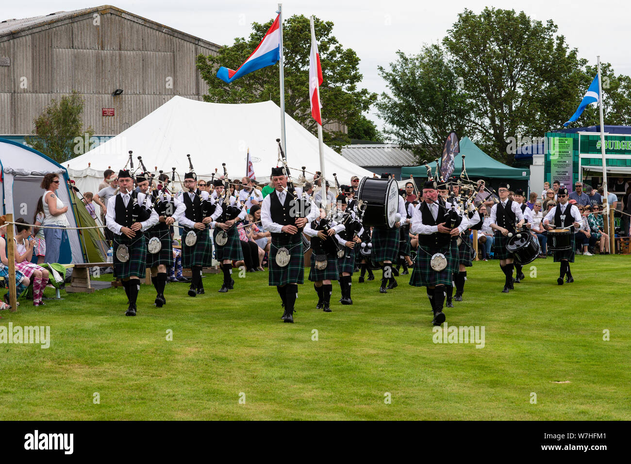 Wick parade hi-res stock photography and images - Alamy