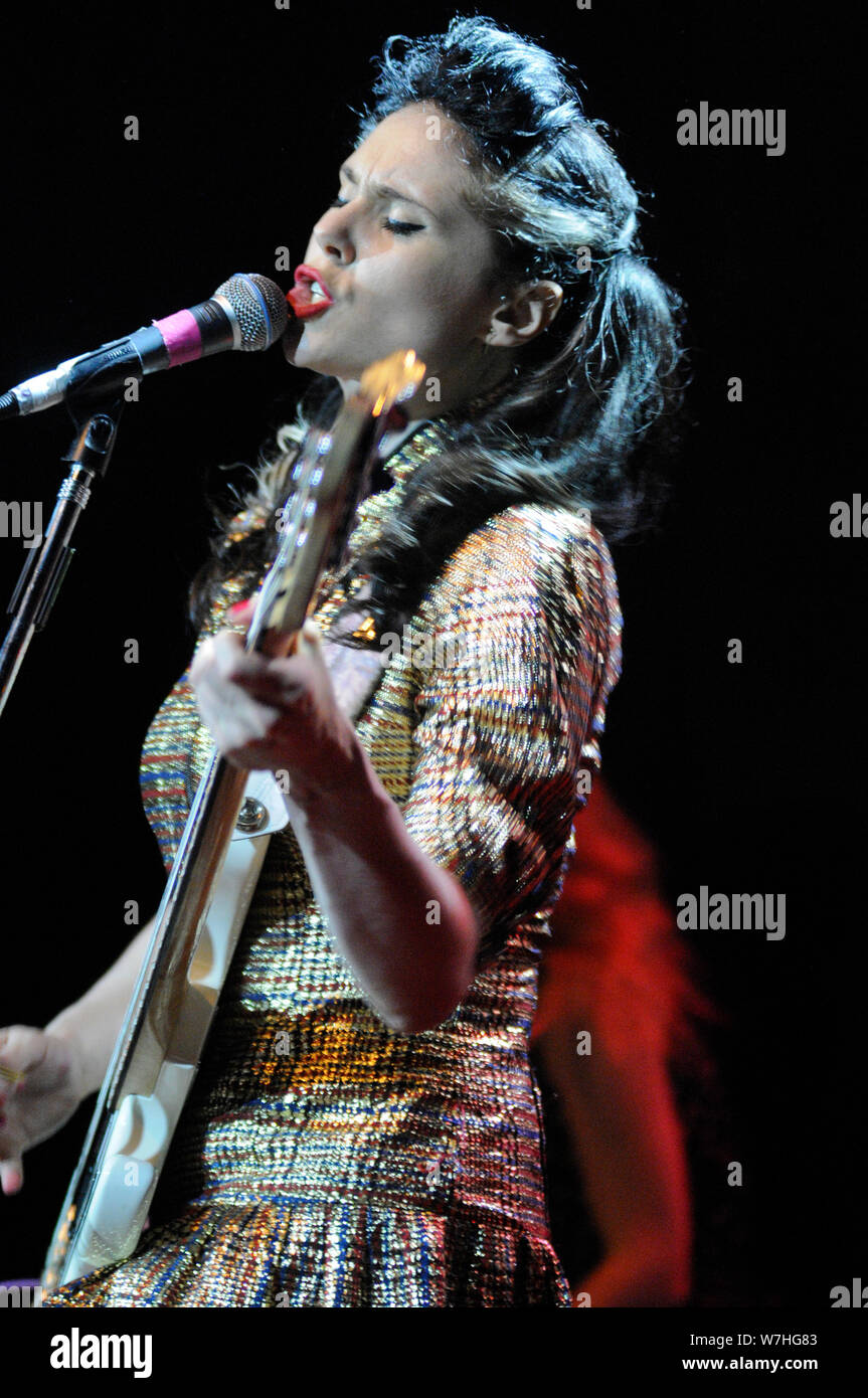 Kate nash hi-res stock photography and images - Alamy