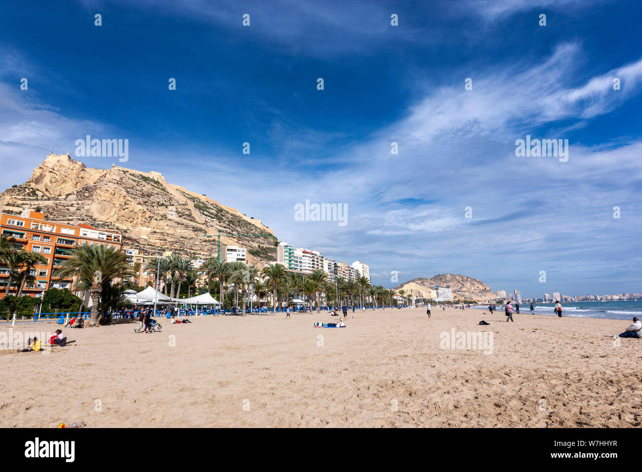 Santa Bárbara Castle from El Postiguet Beach, Alicante, Valencia ...