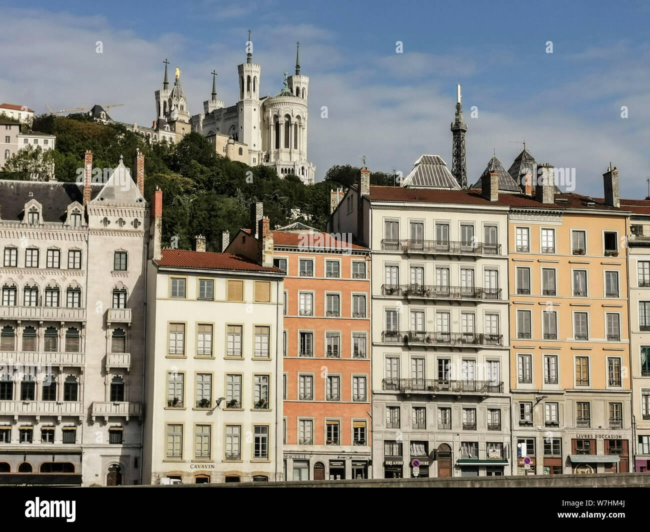 Statue vierge vierge marie hi-res stock photography and images - Alamy