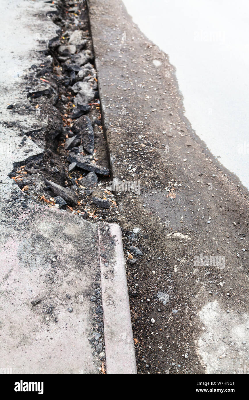 Curb curbs hi-res stock photography and images - Alamy