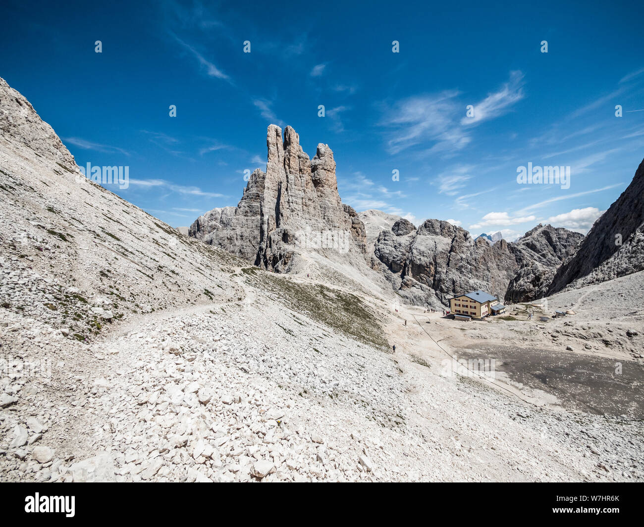 The Rifugio Alberto-Gartl refuge and fabulous towering spires of the ...