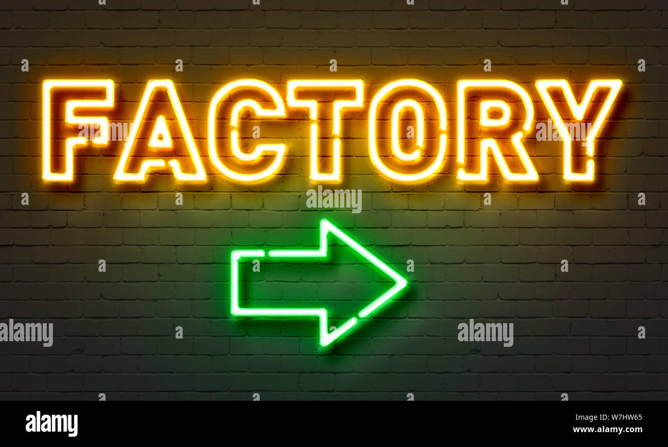 Assembly line workers on retro hi-res stock photography and images - Alamy