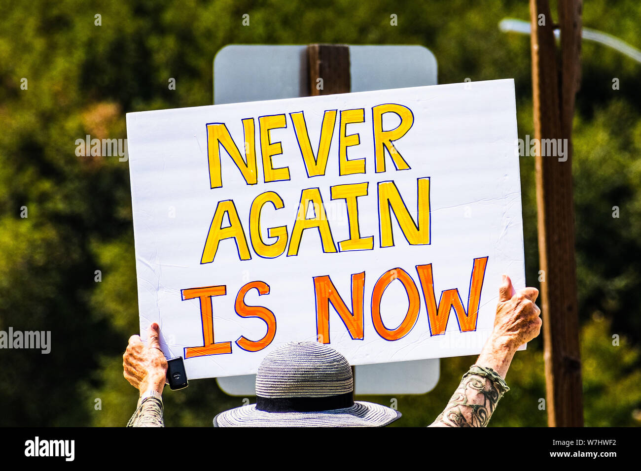 Palo alto protest hi-res stock photography and images - Alamy