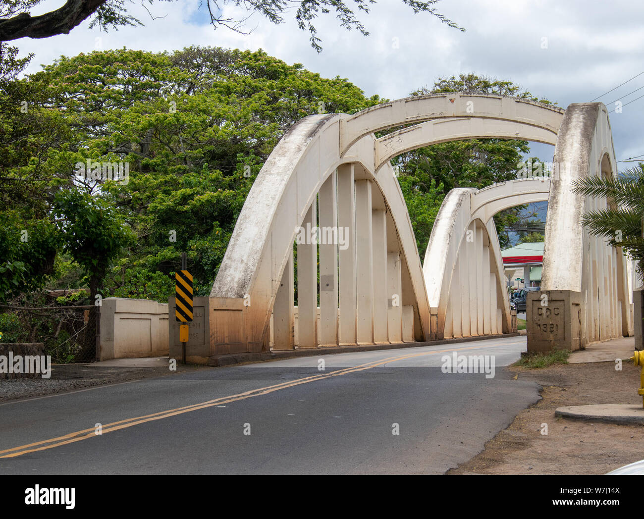 Anahulu Stream Bridge also known as the Rainbow Bridge in Haleiwa, Oahu ...