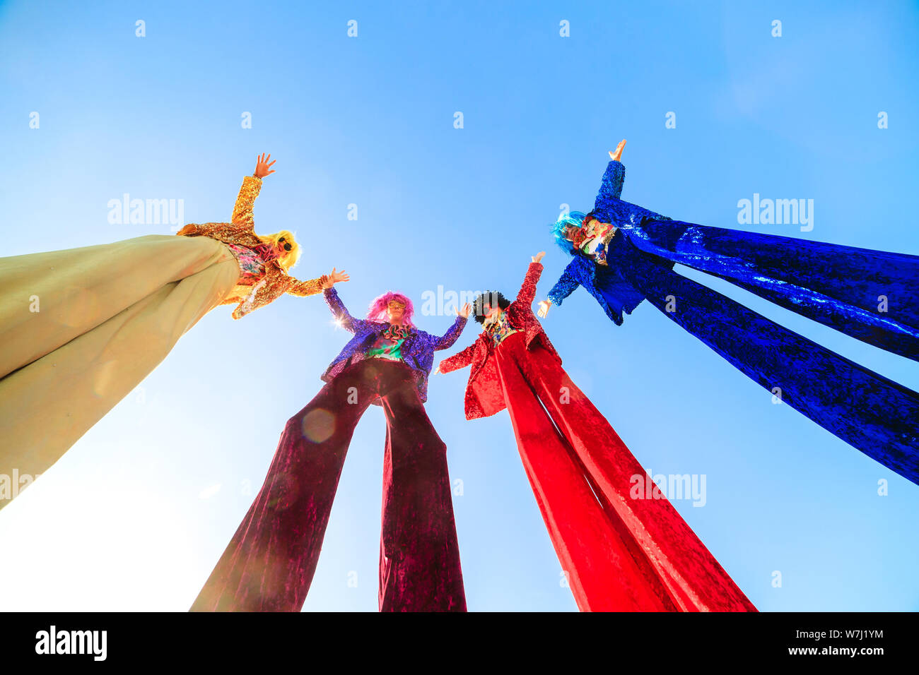 Circus performer on stilts hi-res stock photography and images - Alamy