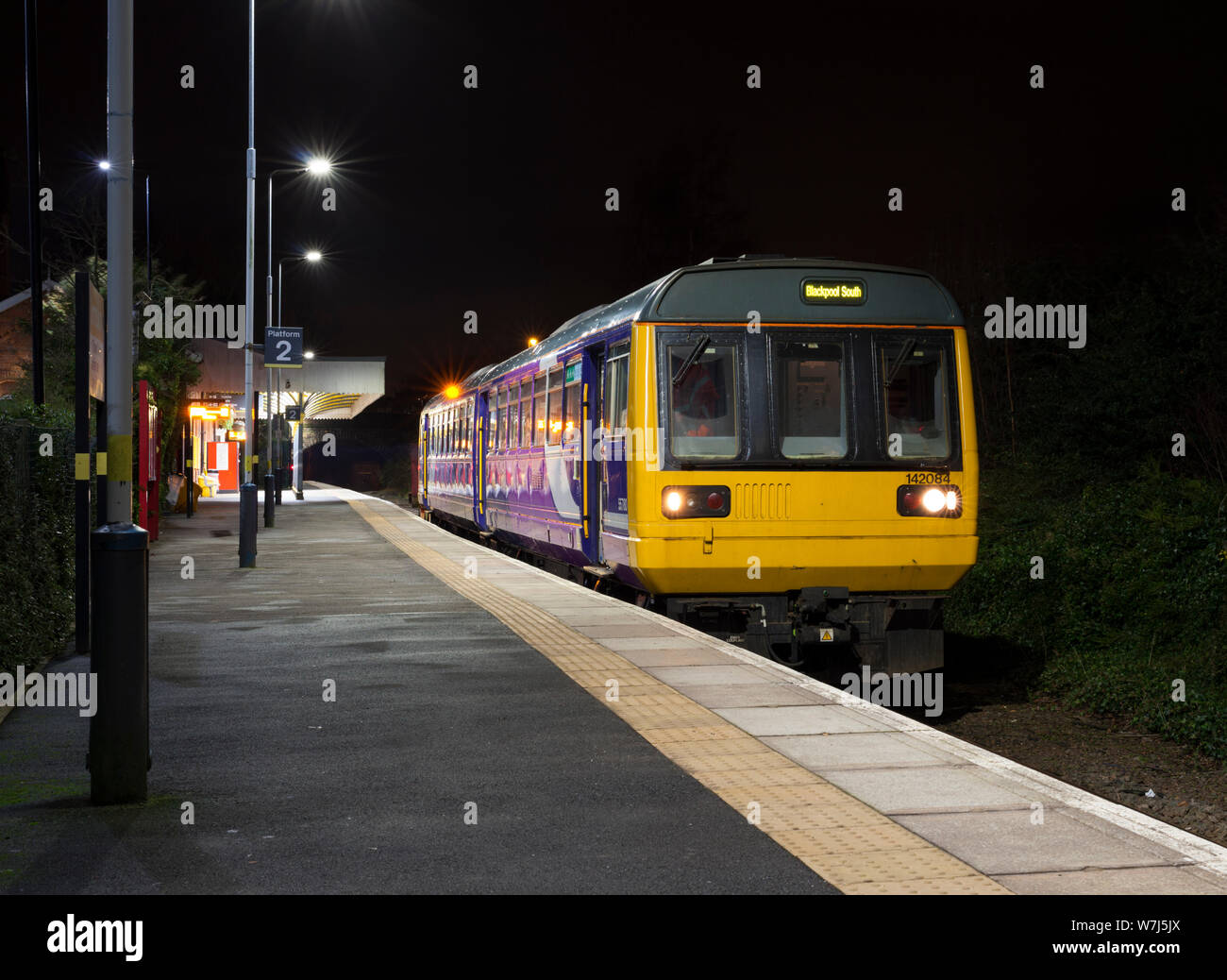 Terminus railway bus station terminal hi-res stock photography and ...