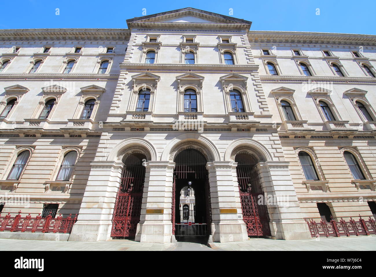 British foreign office london hi-res stock photography and images - Alamy
