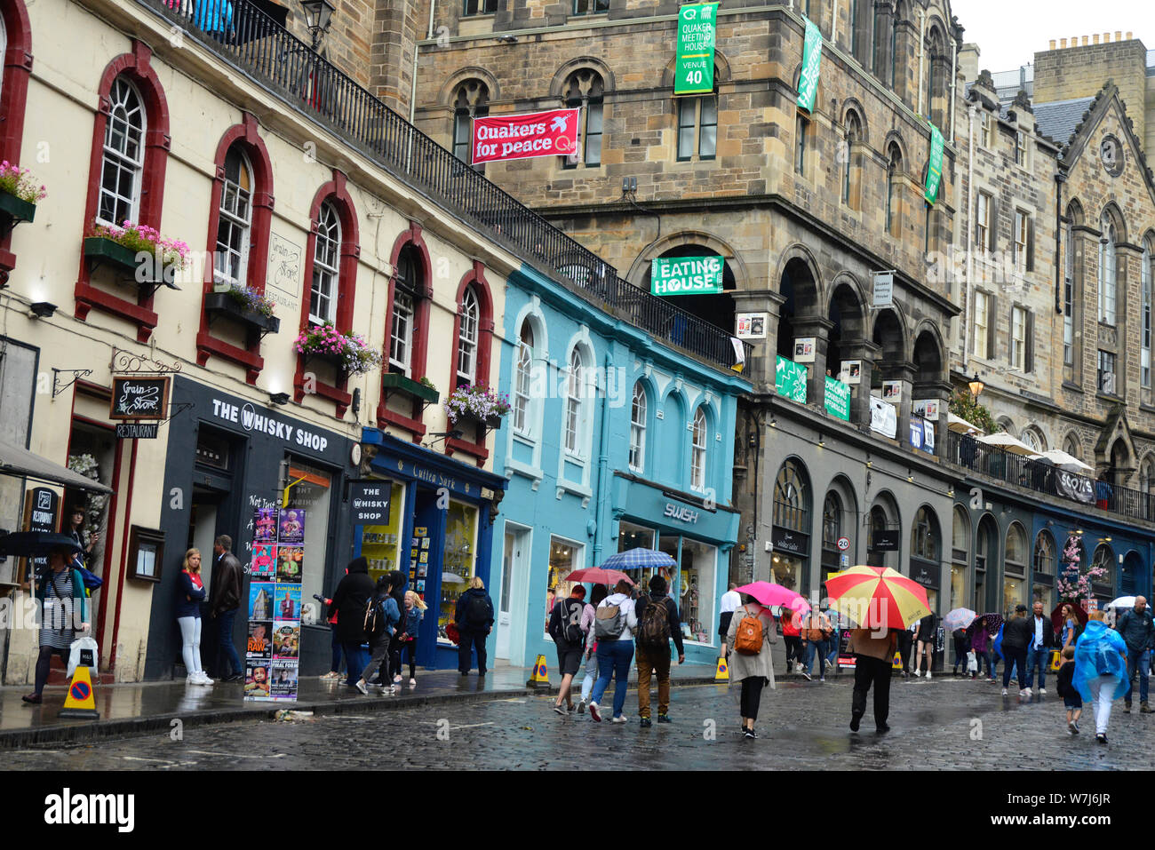Edinburgh in the summer a popular place to visit in the uk Stock Photo ...