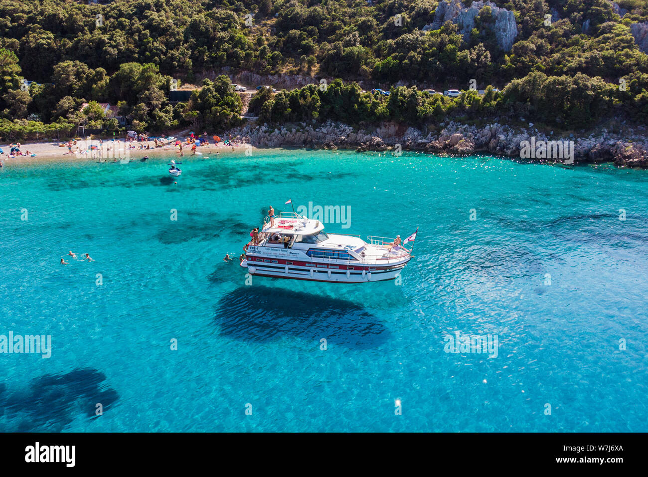 Divna beach at Peljesac peninsula in Croatia Stock Photo - Alamy