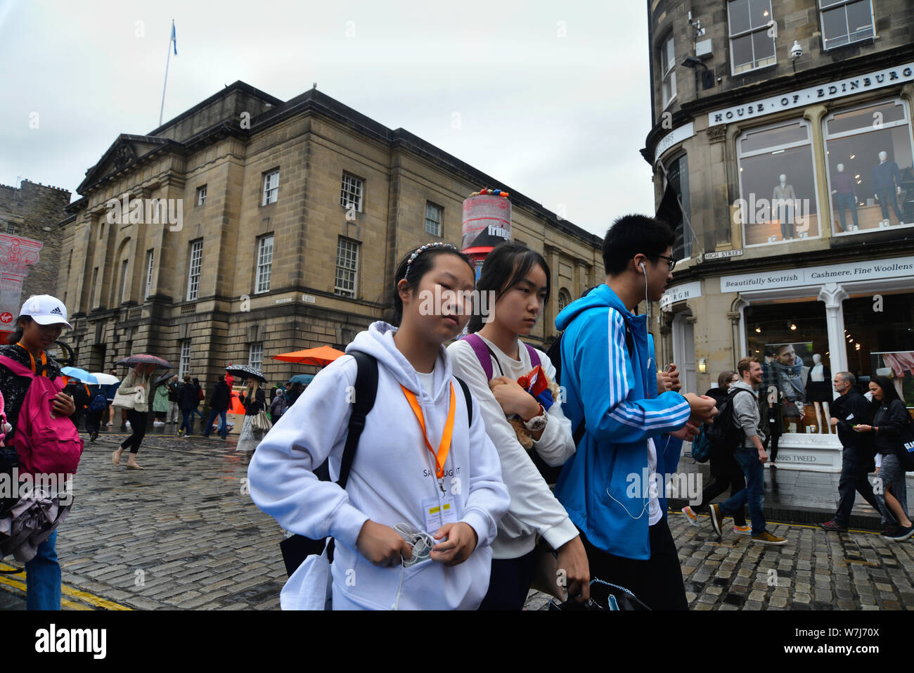 Edinburgh in the summer a popular place to visit in the uk Stock Photo ...