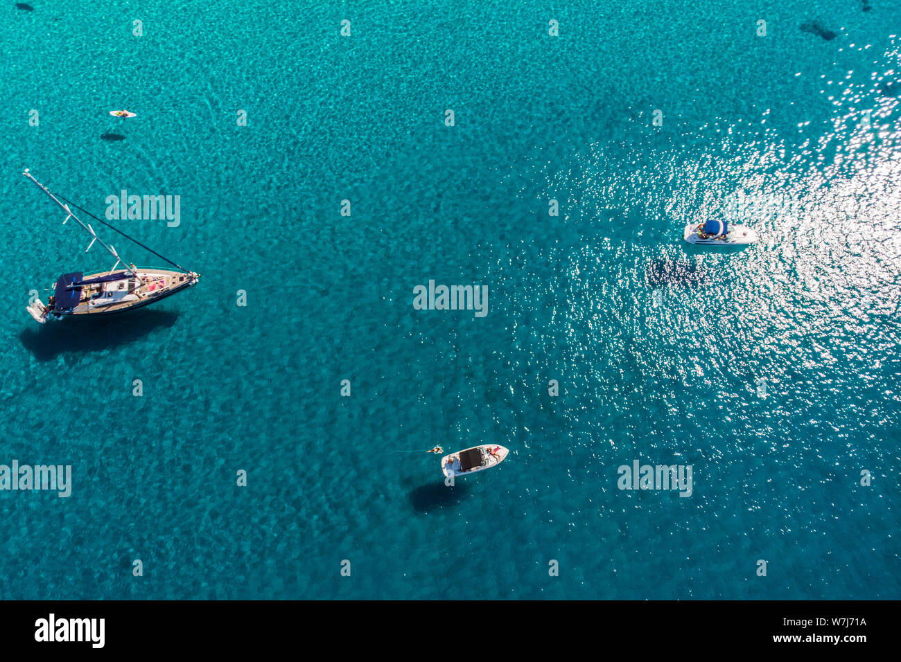 Divna beach at Peljesac peninsula in Croatia Stock Photo - Alamy