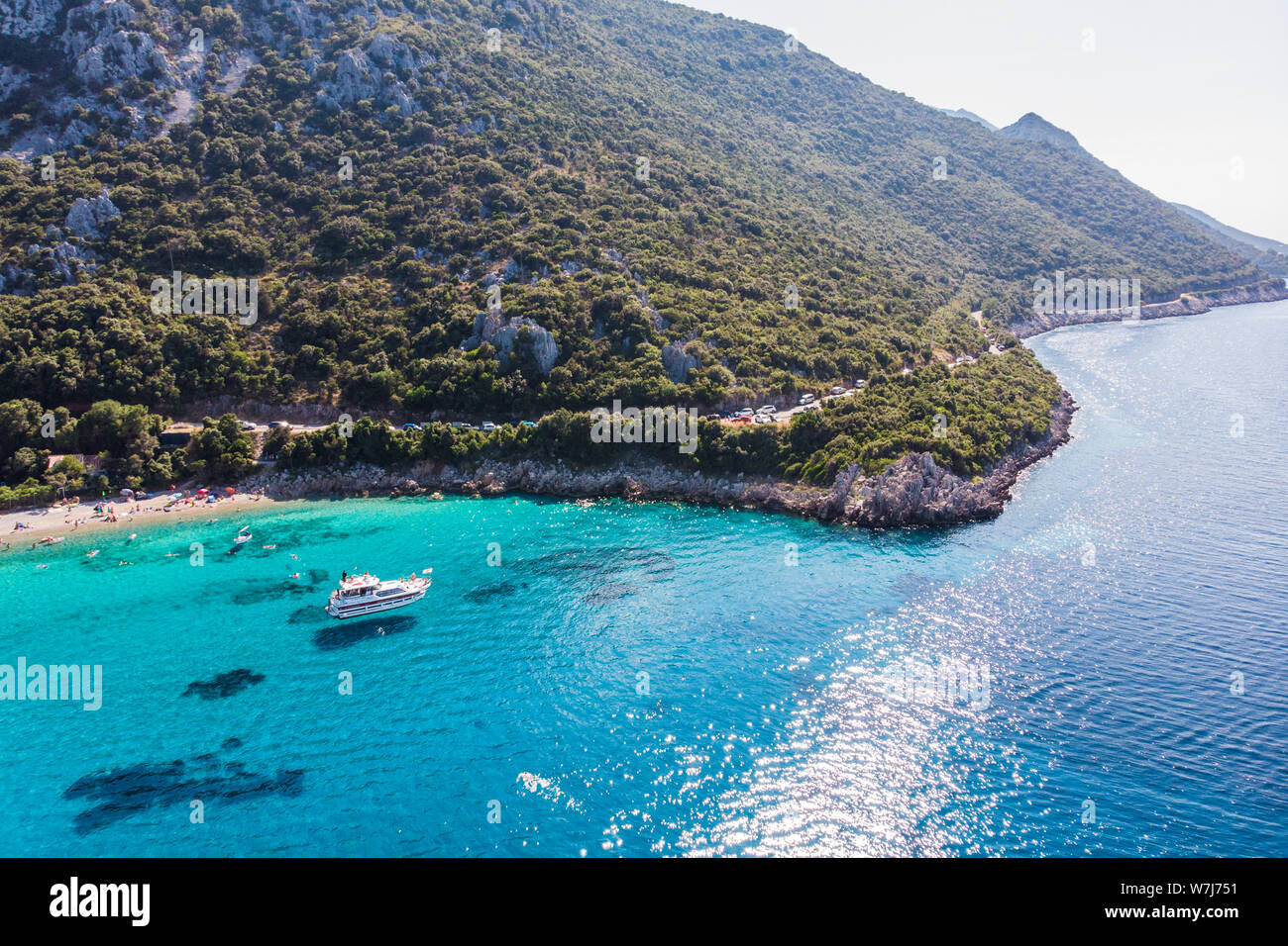 Divna beach at Peljesac peninsula in Croatia Stock Photo - Alamy