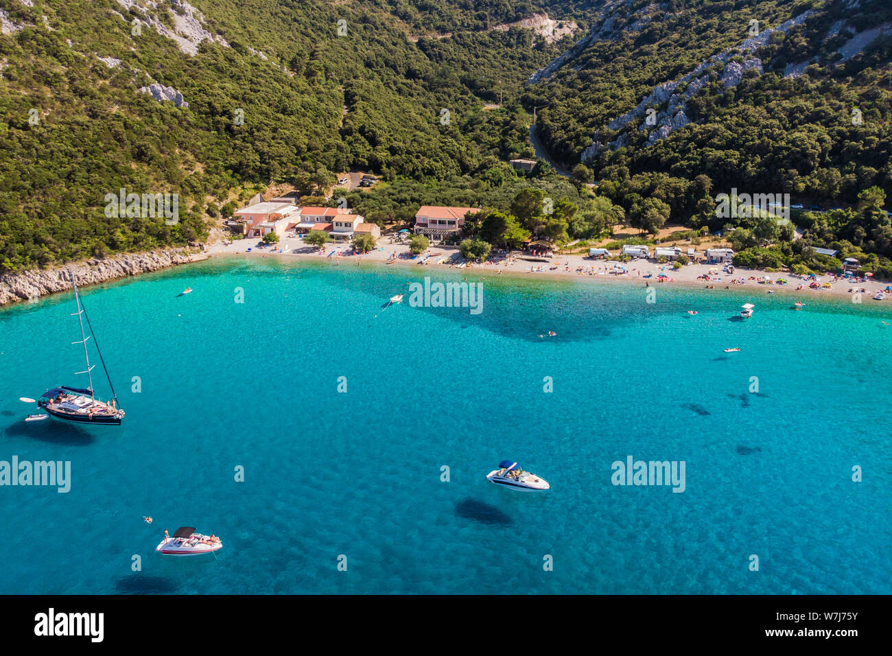 Divna beach at Peljesac peninsula in Croatia Stock Photo - Alamy