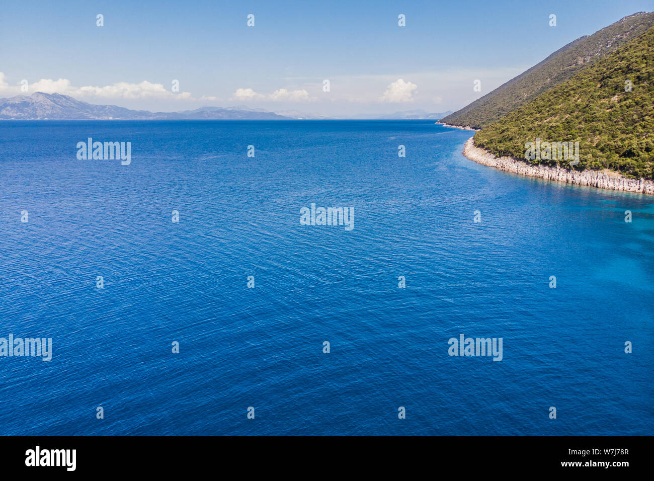 Divna beach at Peljesac peninsula in Croatia Stock Photo - Alamy