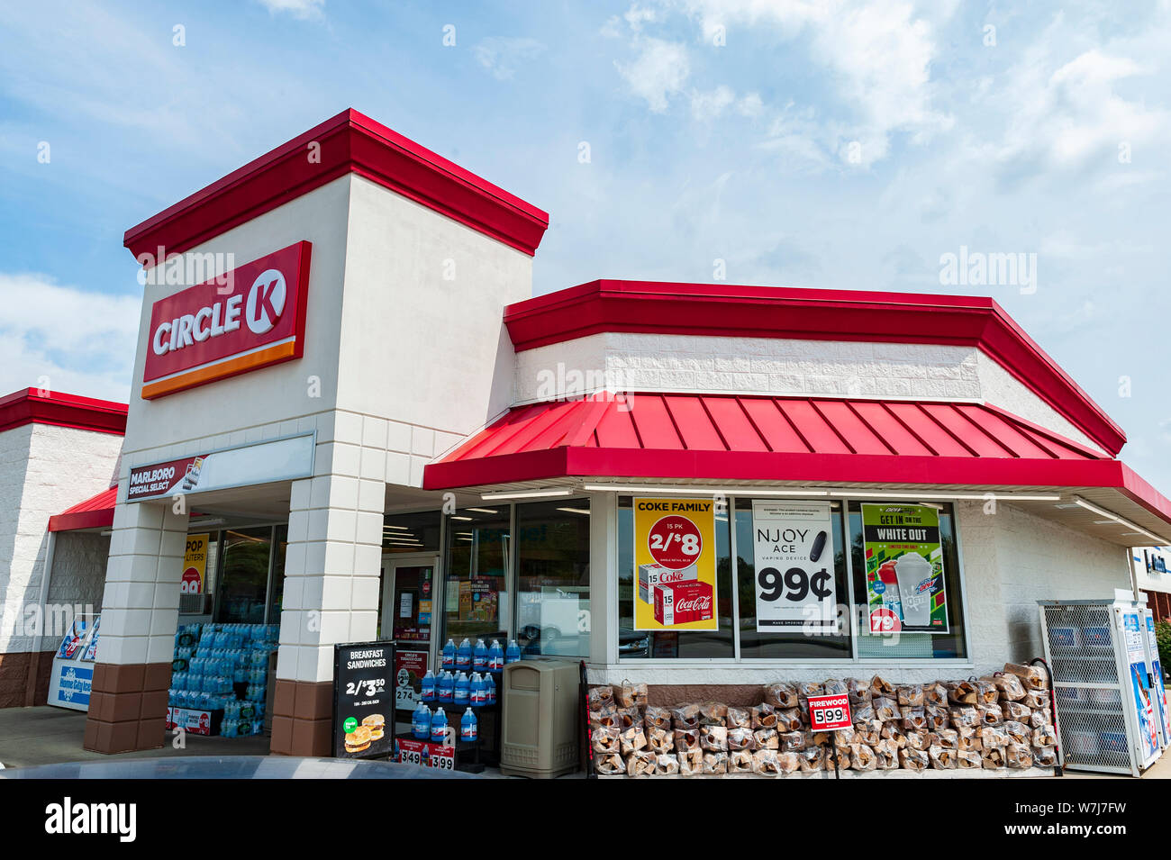 Circle k hi-res stock photography and images - Alamy