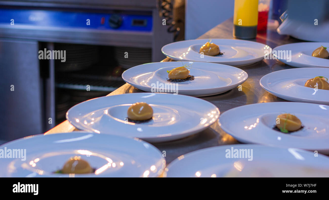 Stylish fine dining hi-res stock photography and images - Alamy