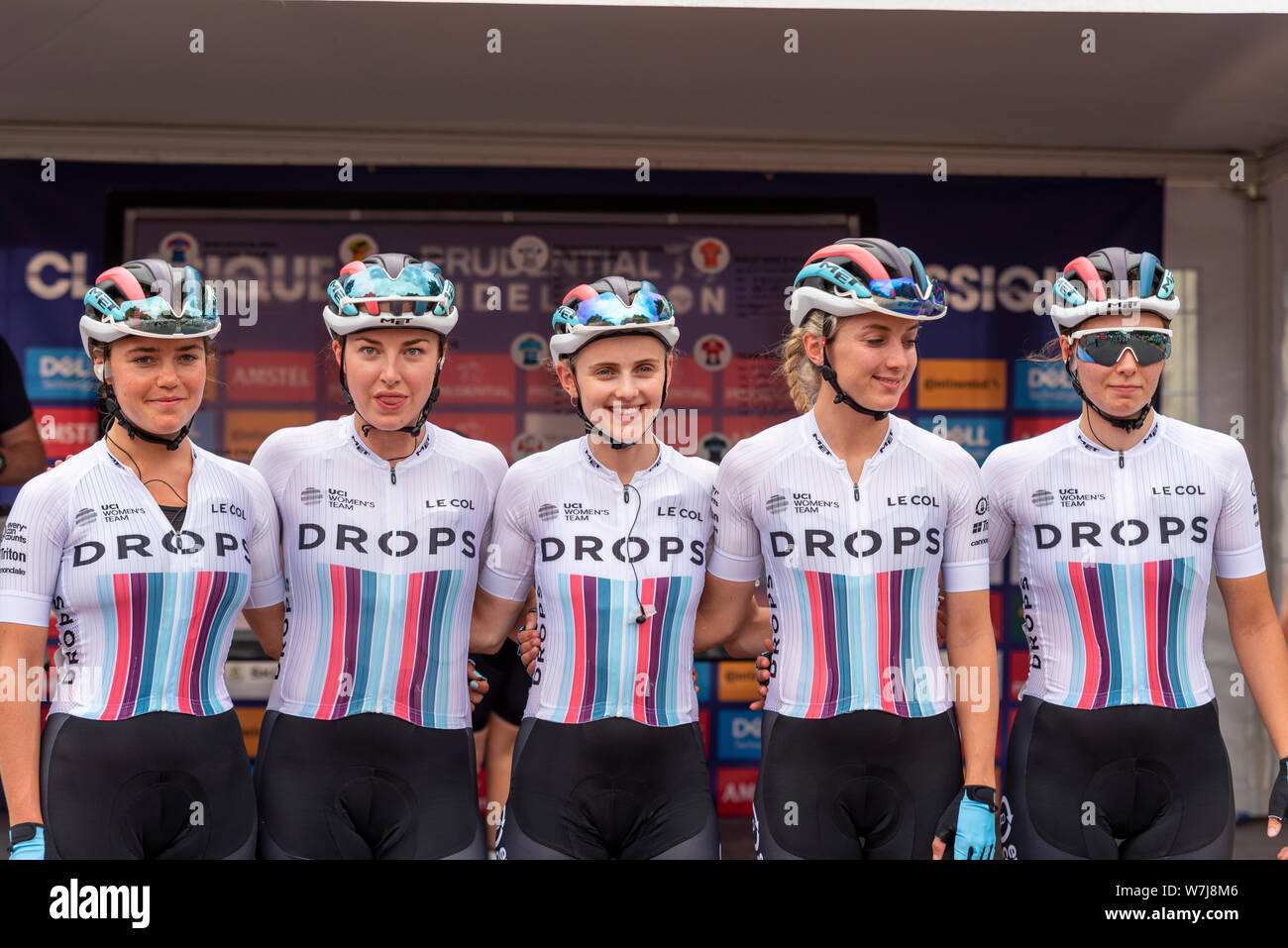 Megan Barker, Elinor Barker, Manon Lloyd riders of team Drops before ...