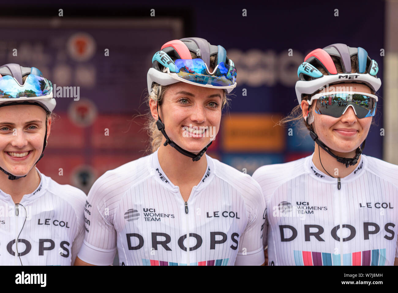 Megan Barker, Elinor Barker, Elizabeth Bennett of team Drops before ...