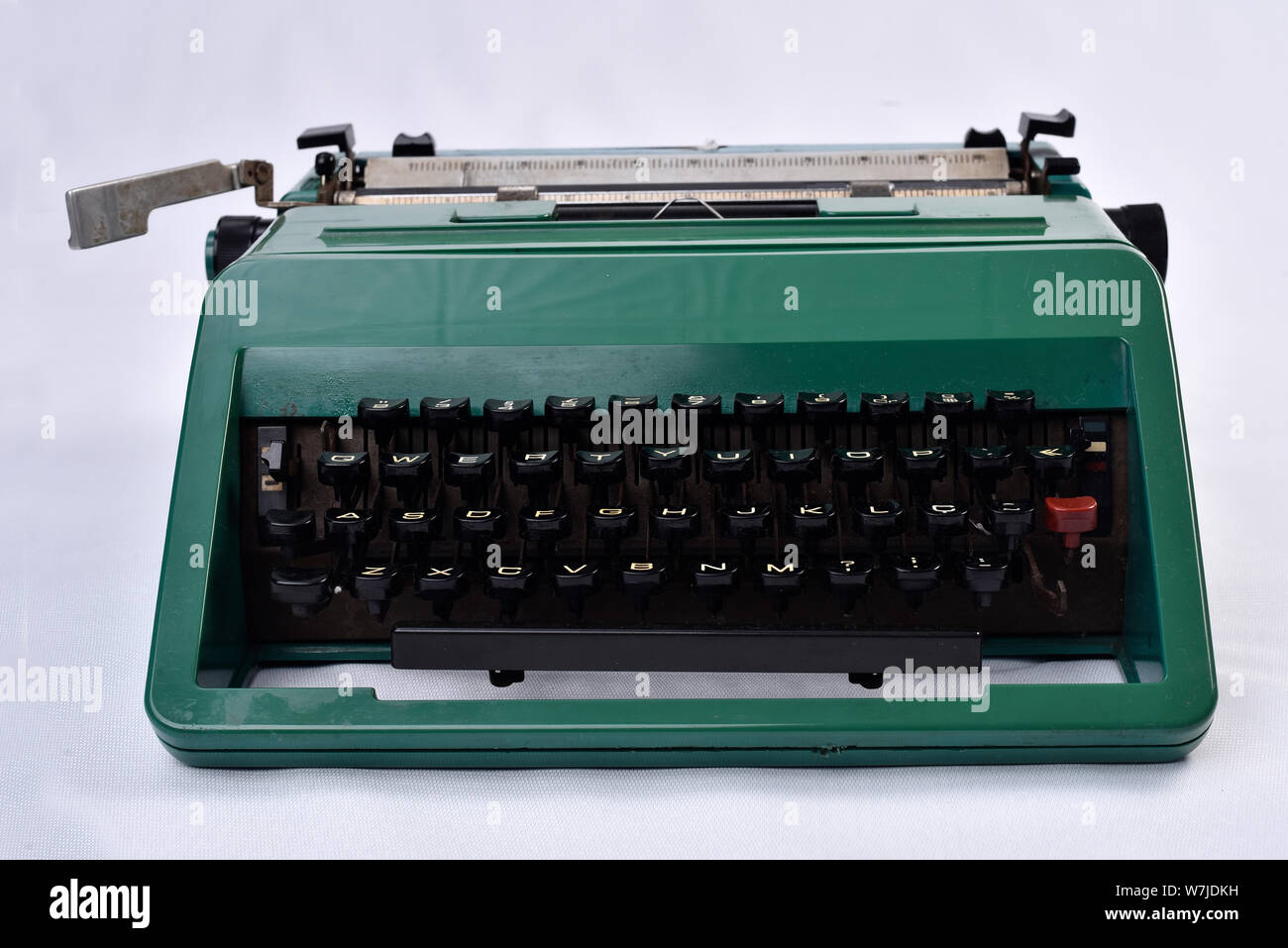 vintage Retro Old Typewriter on White Background Stock Photo - Alamy