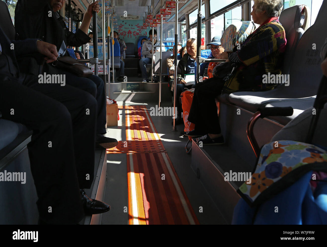 Chinese bus driver hi-res stock photography and images - Alamy