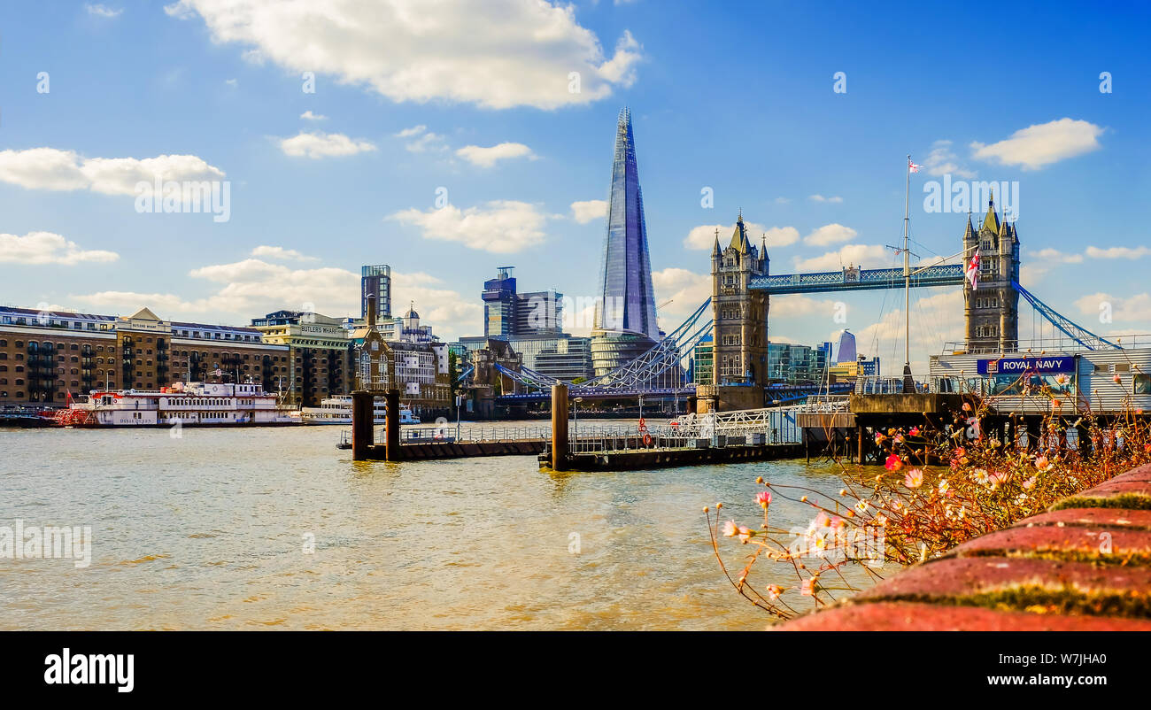 Landmarks buildings hi-res stock photography and images - Alamy