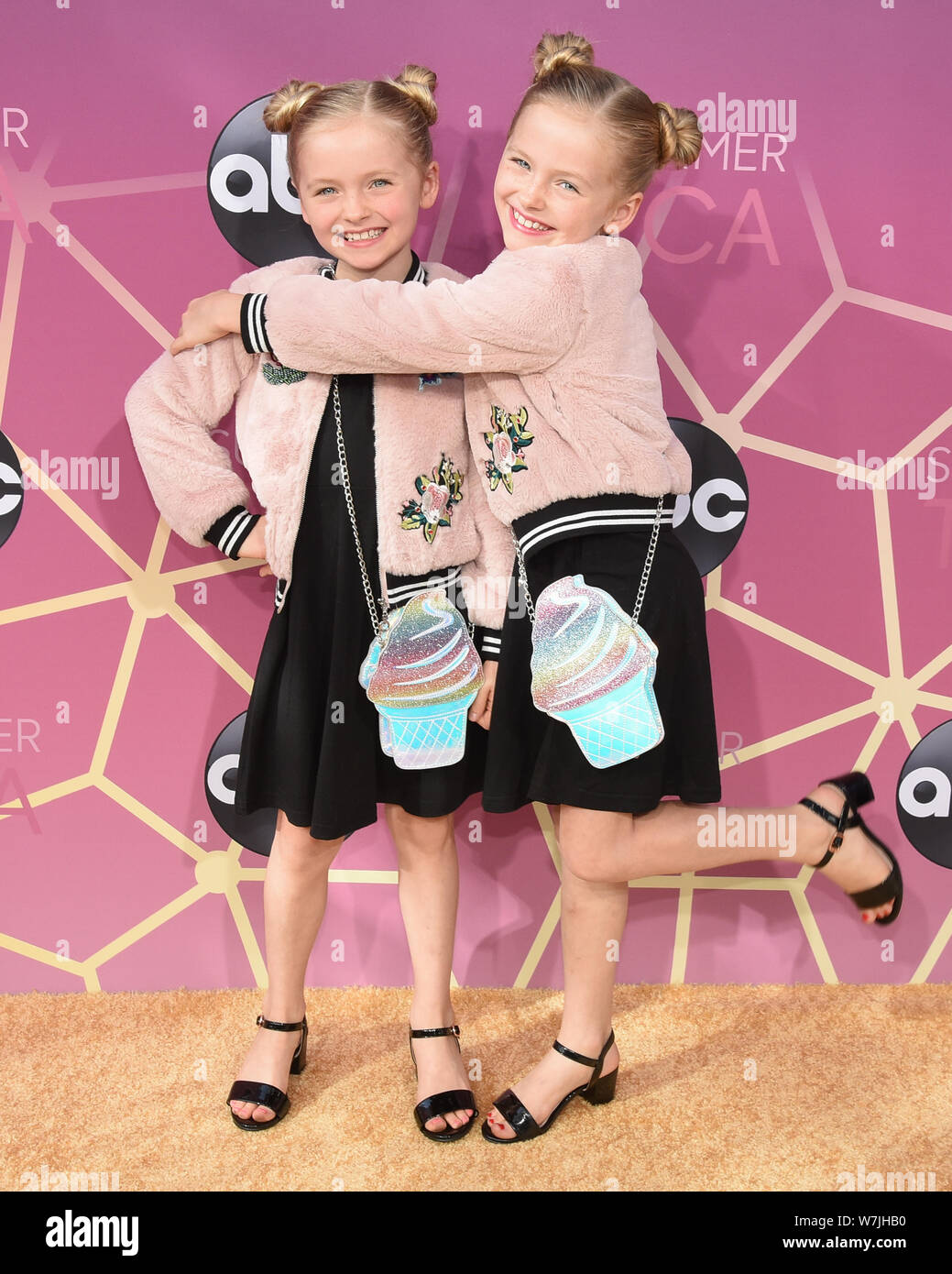 Ella allan and mia allan hi-res stock photography and images - Alamy