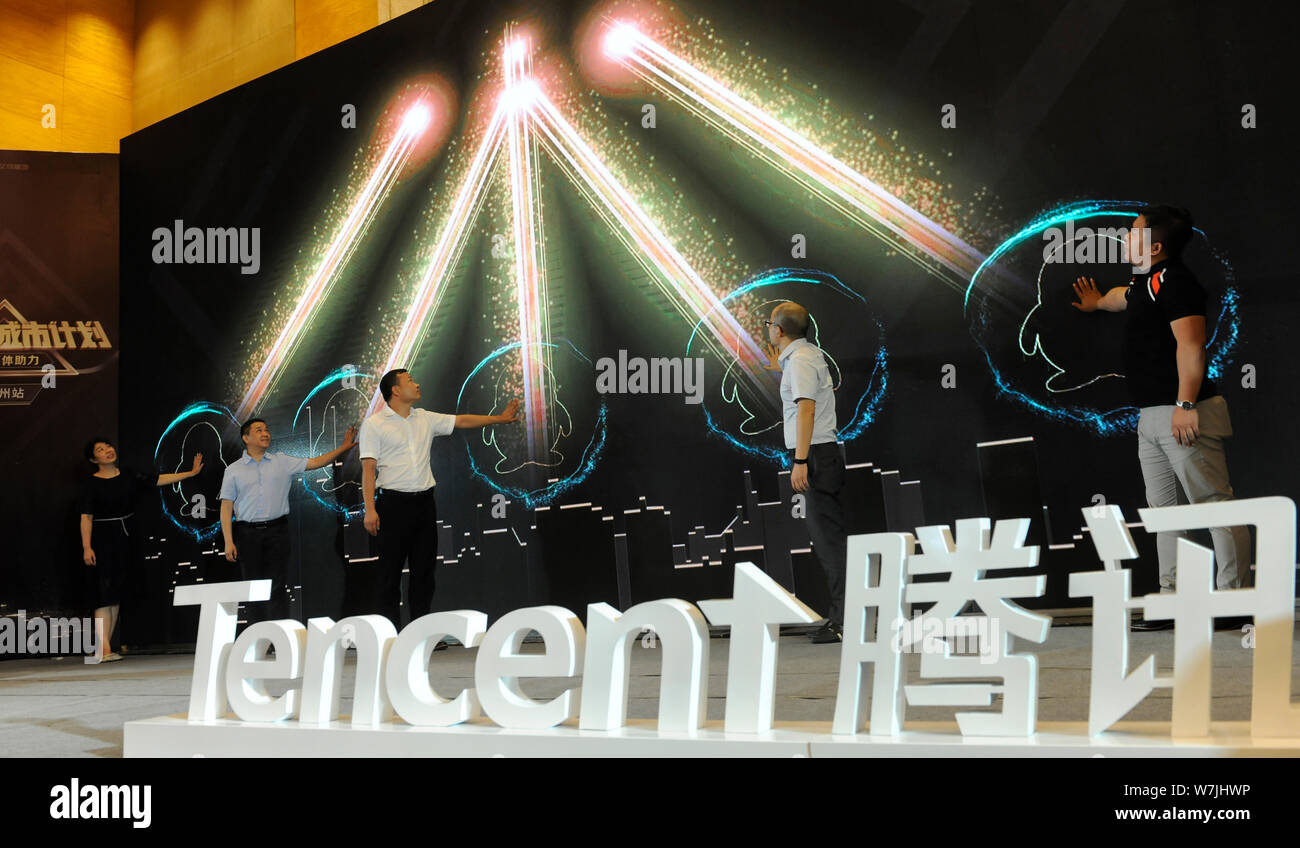 --FILE--View of the opening ceremony of the Fuzhou Tencent Open ...