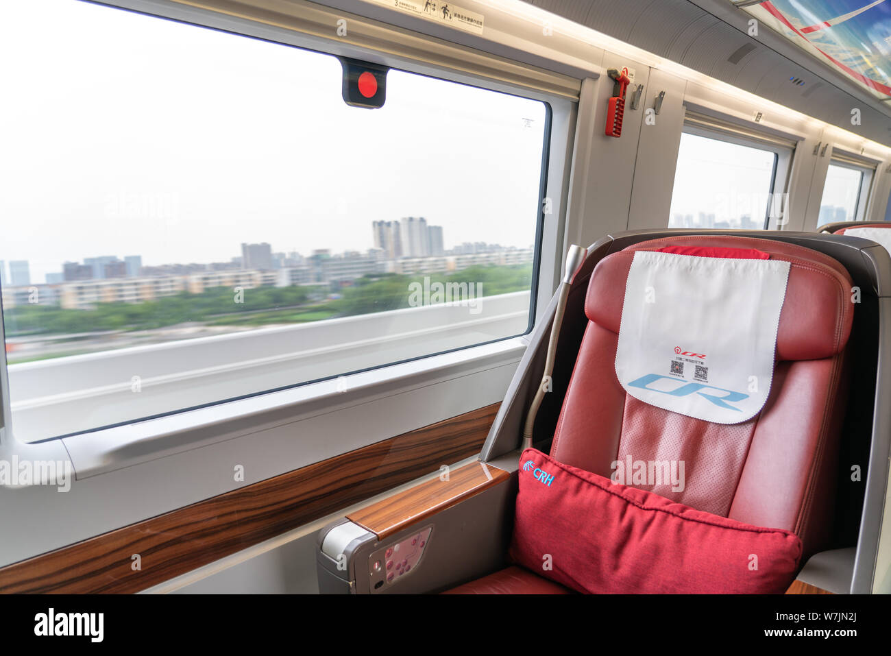 Shanghai chinese hi-res stock photography and images - Alamy