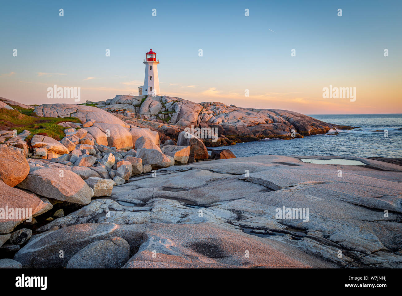 Peggys Cove Lighthouse High Resolution Stock Photography And Images Alamy