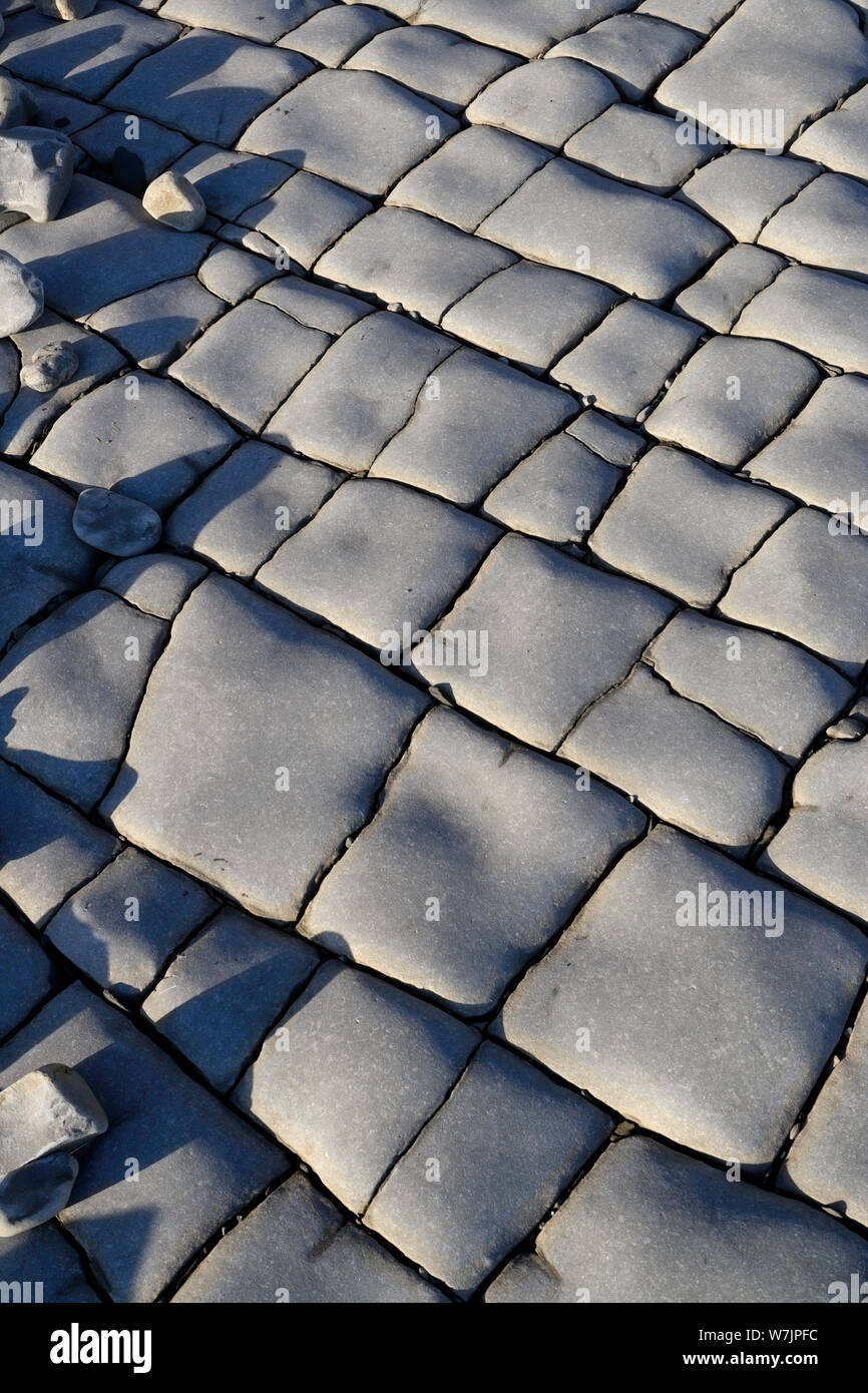 Limestone Beach, Limestone Squares, Lavernock Point, Wales UK, Welsh ...