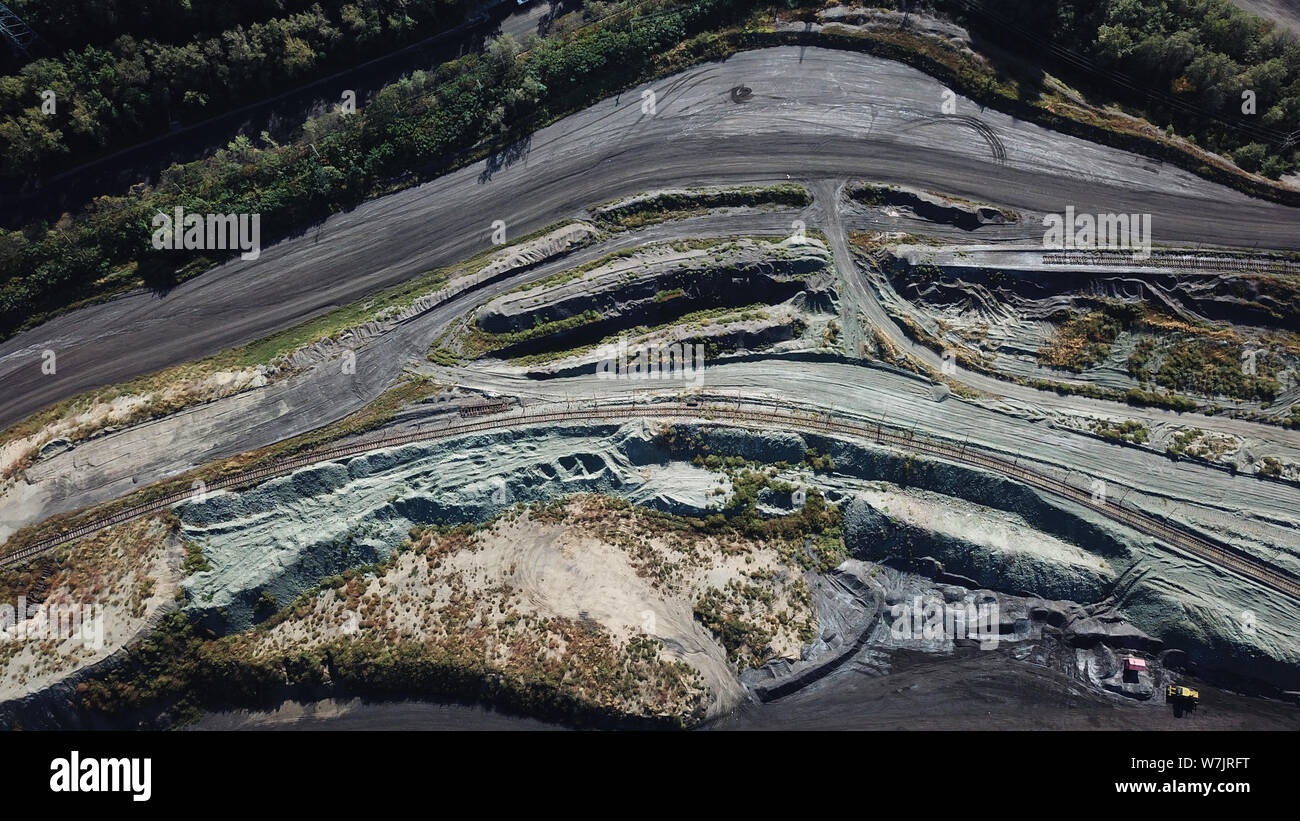 Open pit coal mine liaoning hi-res stock photography and images - Alamy