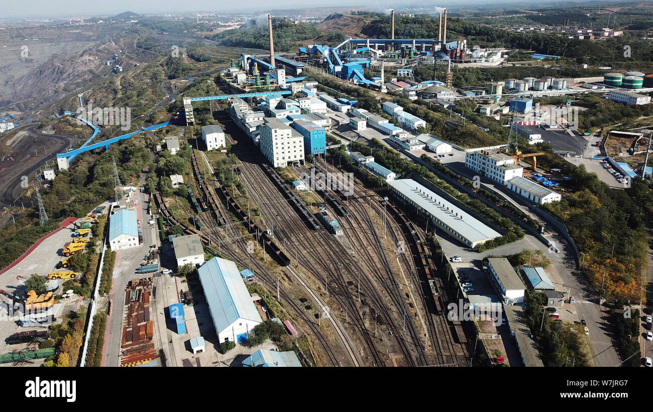 Open pit coal mine liaoning hi-res stock photography and images - Alamy