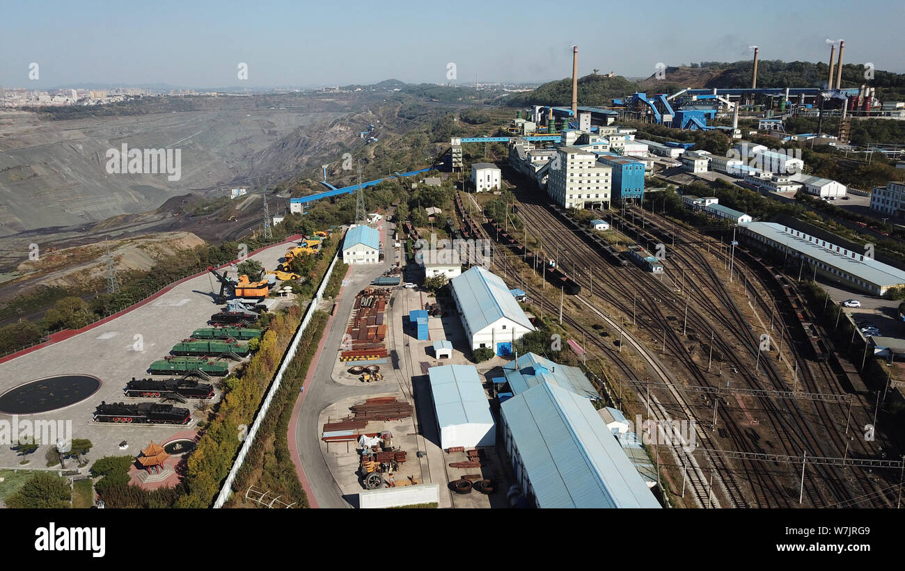 Open pit coal mine liaoning hi-res stock photography and images - Alamy
