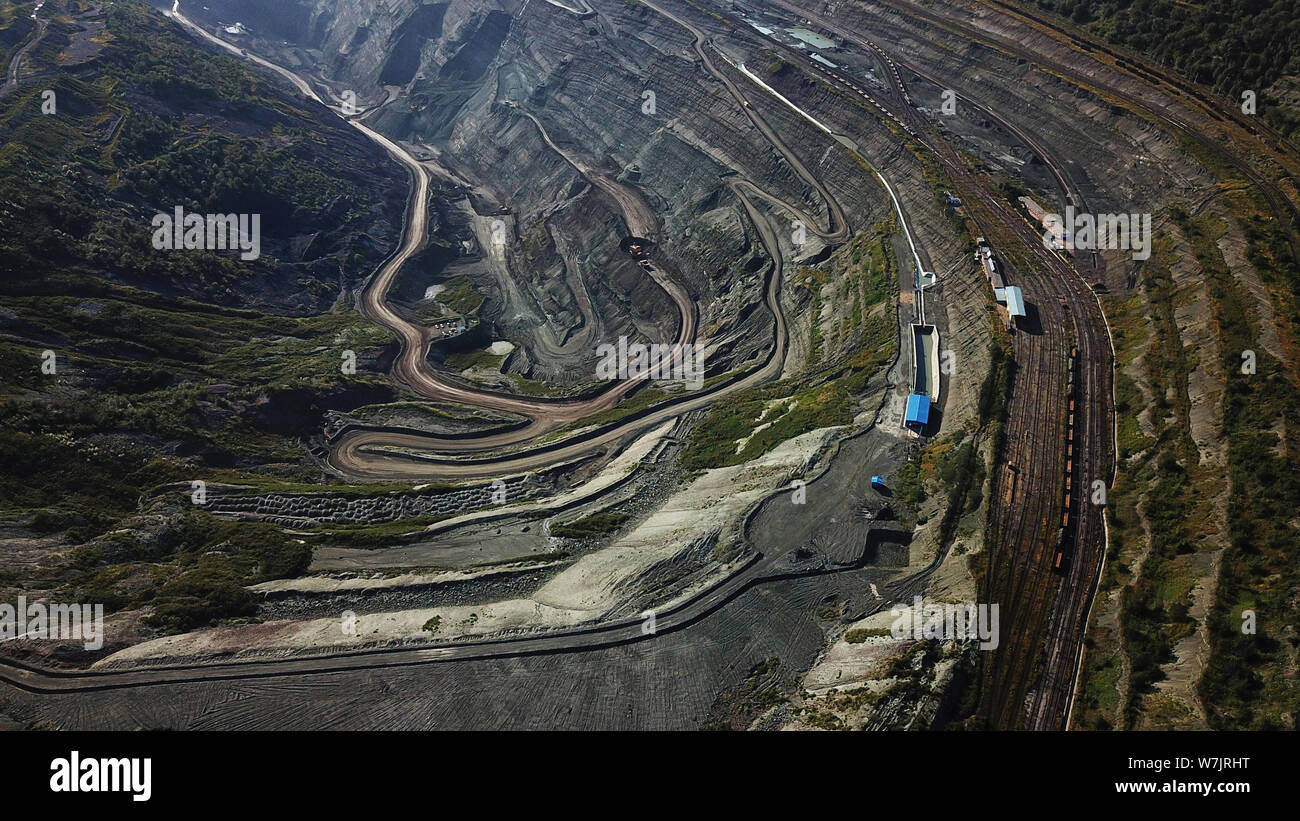 Open pit coal mine liaoning hi-res stock photography and images - Alamy