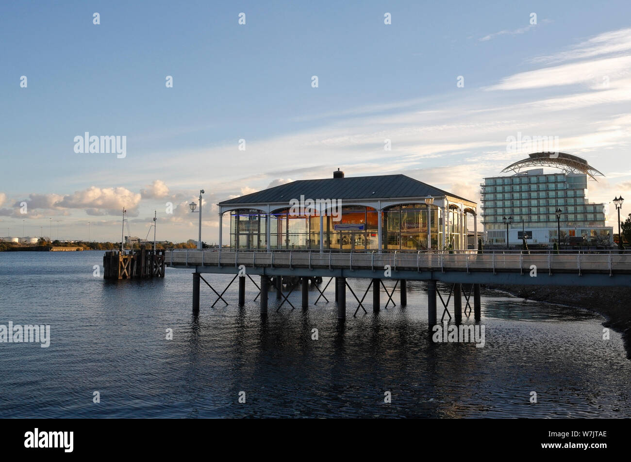Restaurant cafe on metal pier, Cardiff Bay from Mermaid Quay, Wales UK ...