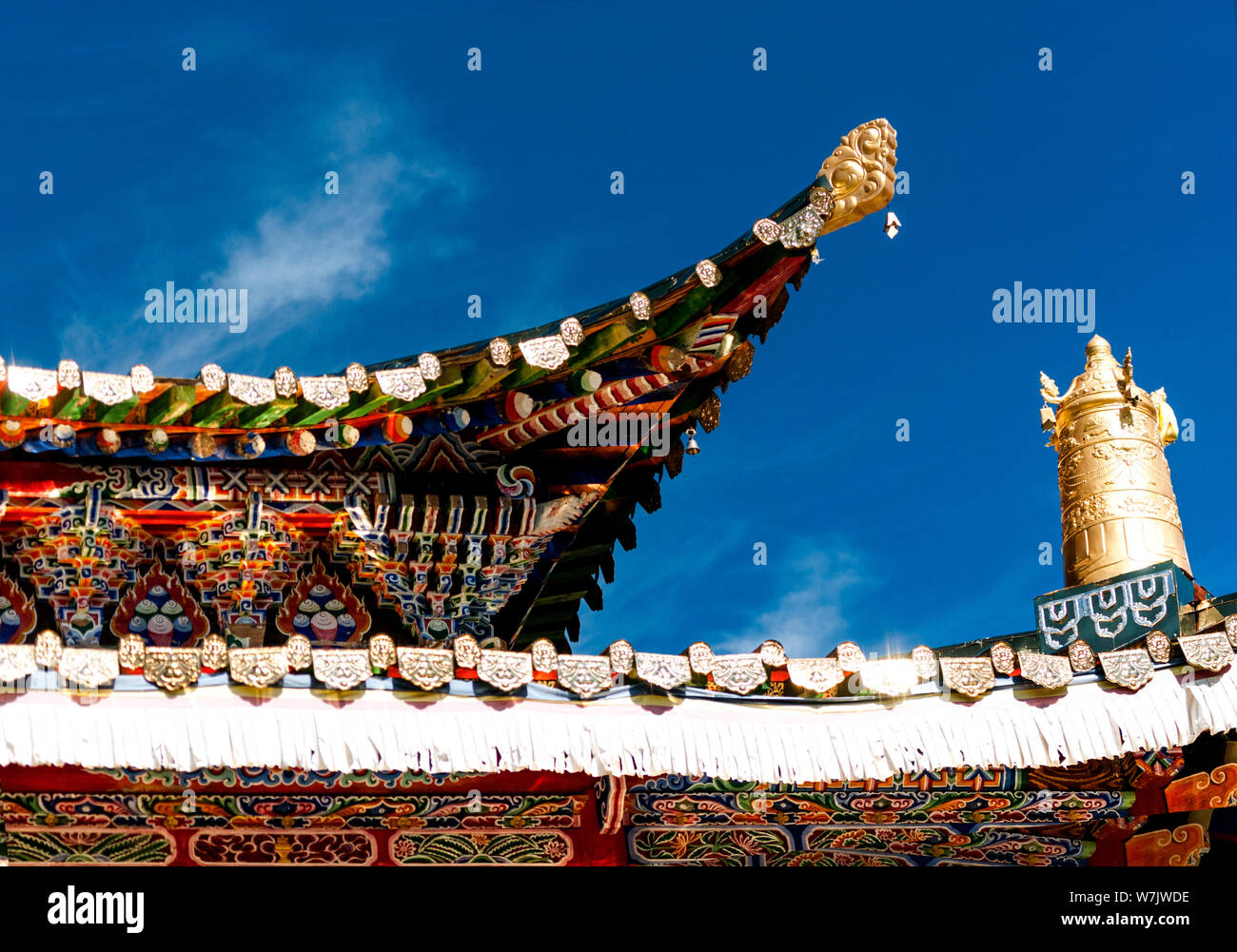 Big temple hi-res stock photography and images - Alamy