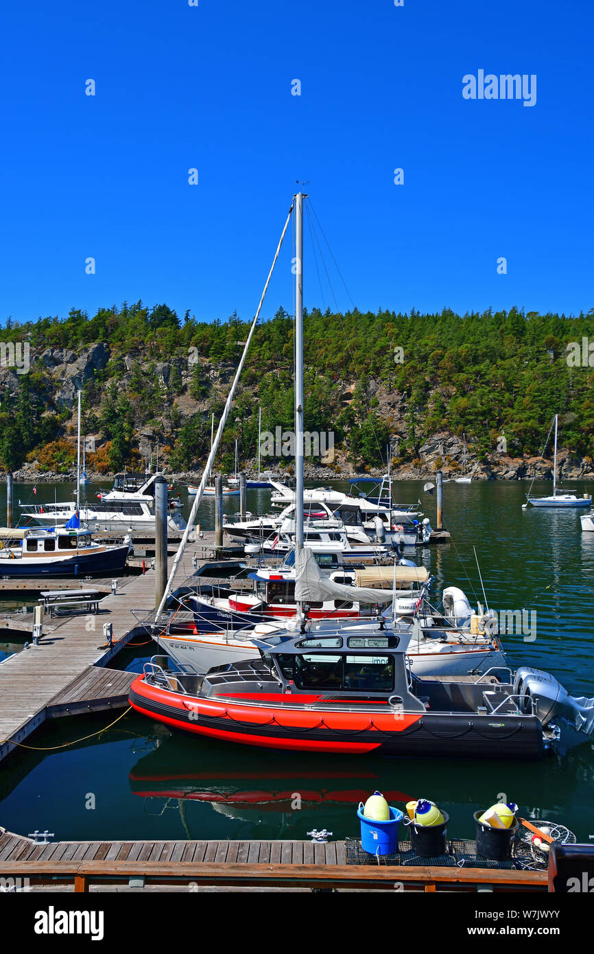 View of Deer Harbor Marina on Orcas Island, Washington in the San Juan ...