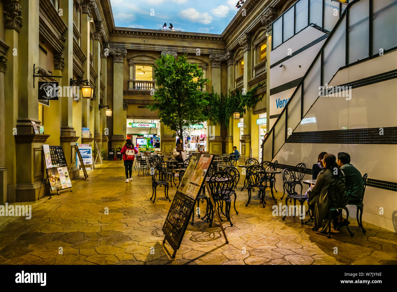 Shopping center venus fort hi-res stock photography and images - Alamy