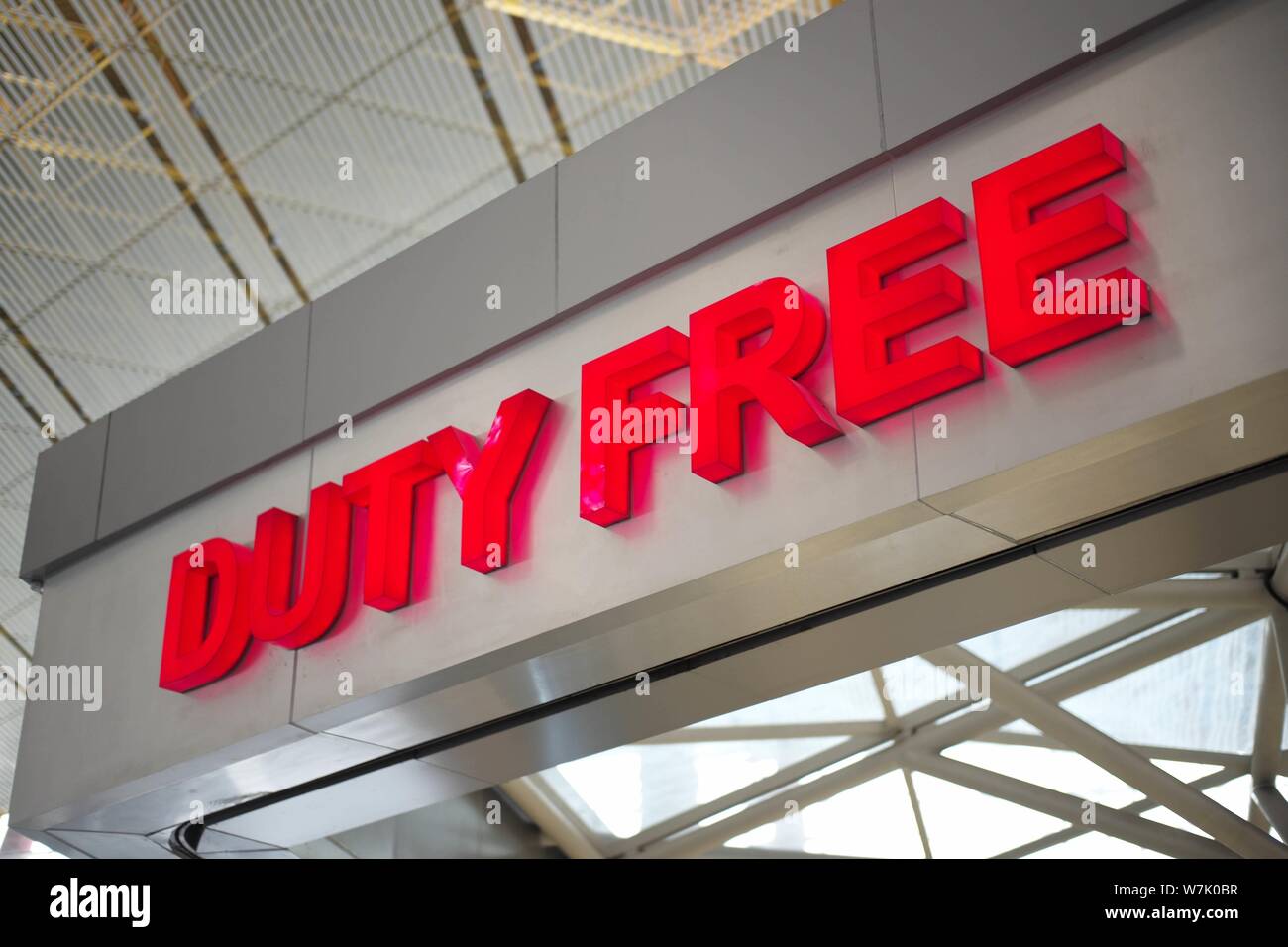 Duty Free China Airport High Resolution Stock Photography and Images ...